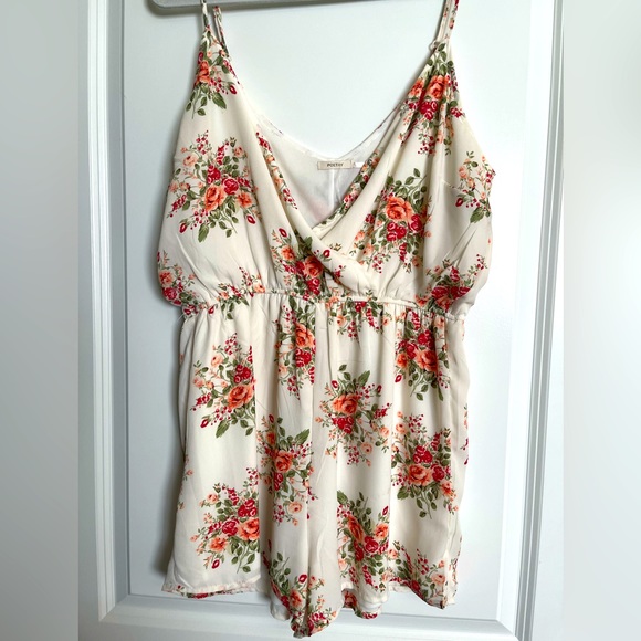 Pants & Jumpsuits | Super Cute Romper | Poshmark